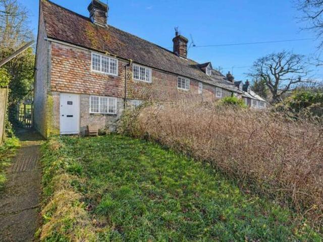 2 Bedroom House Hartfield East Sussex LS98718353