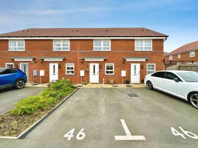 2 Bedroom House Hednesford Staffordshire 99608147