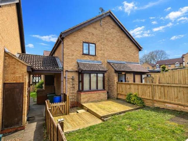 2 Bedroom House Hemel Hempstead Hertfordshire LS101674822