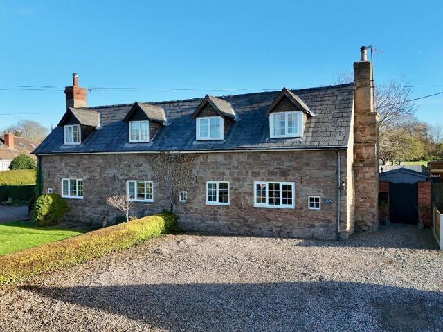 2 Bedroom House Hereford Herefordshire 98504135