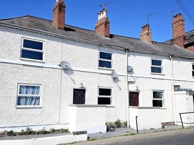 2 Bedroom House Hereford Herefordshire 99029025