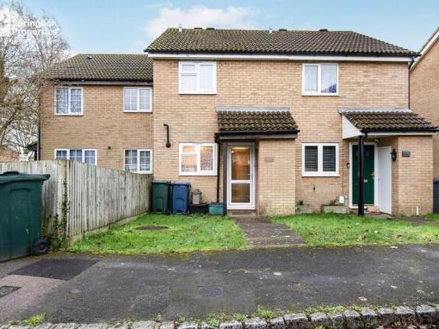 2 Bedroom House High Wycombe Buckinghamshire 100456877