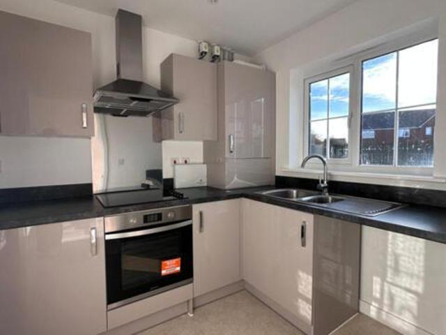 2 Bedroom House Highbridge Somerset 98612282