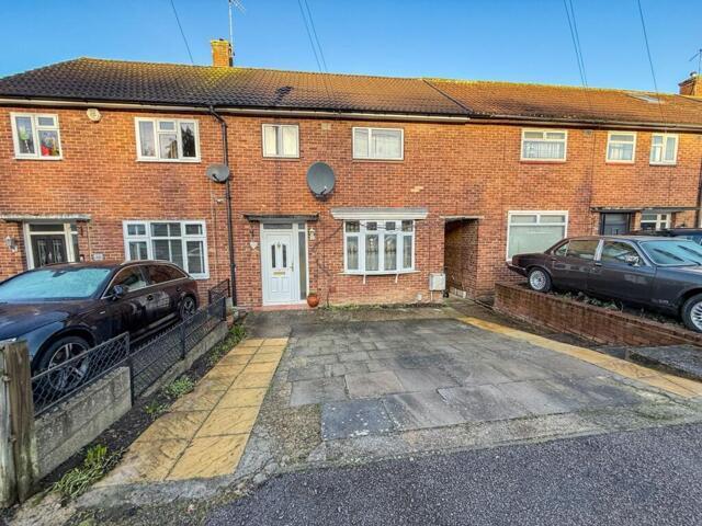 2 Bedroom House Hillingdon Hertfordshire 99523490