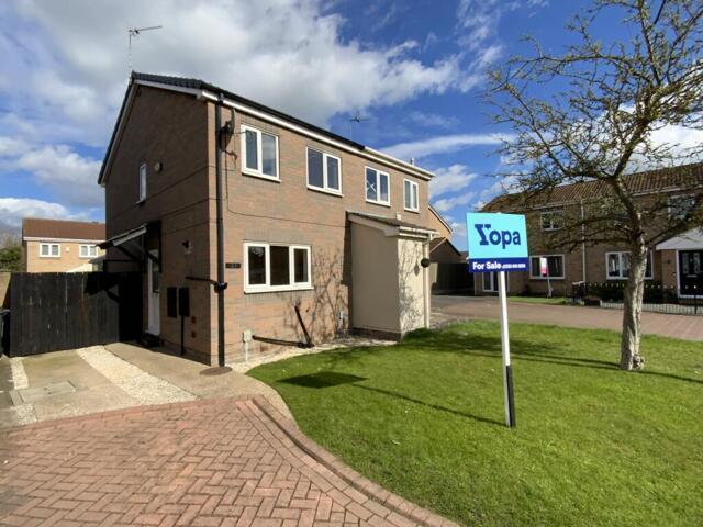 2 Bedroom House Hull City Of Kingston upon Hull 100648644