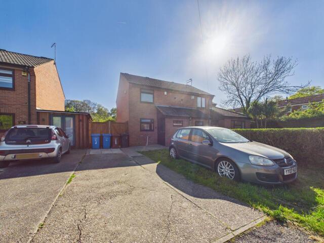 2 Bedroom House Hull City Of Kingston upon Hull 101676341