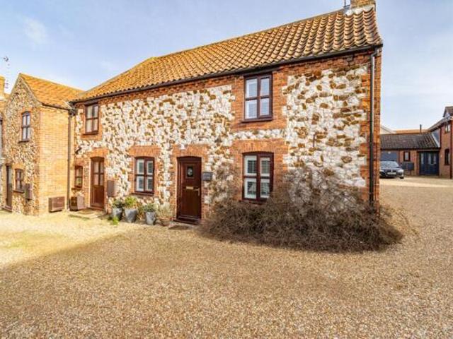 2 Bedroom House Hunstanton Norfolk LS101025650