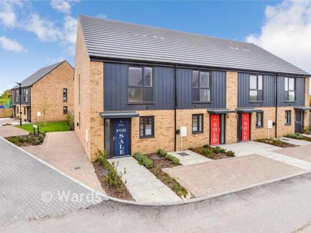 2 Bedroom House Hythe Hampshire 101892265