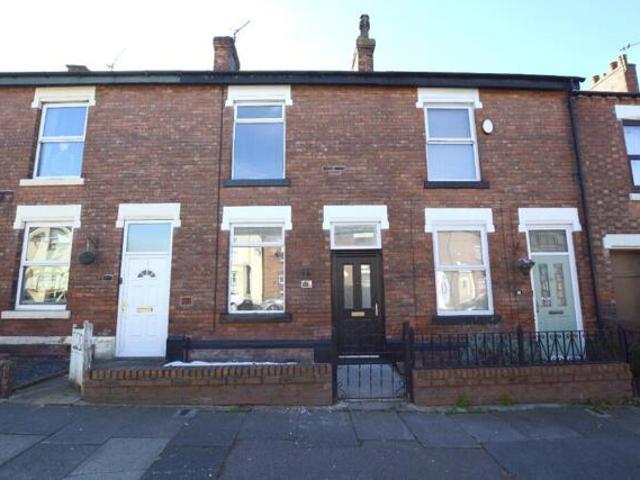2 Bedroom House Hyde Tameside 100503424