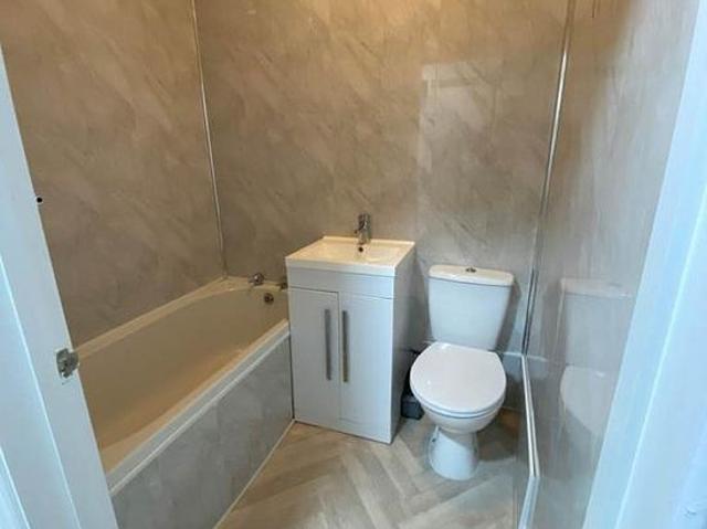 2 bedroom house in Birmingham