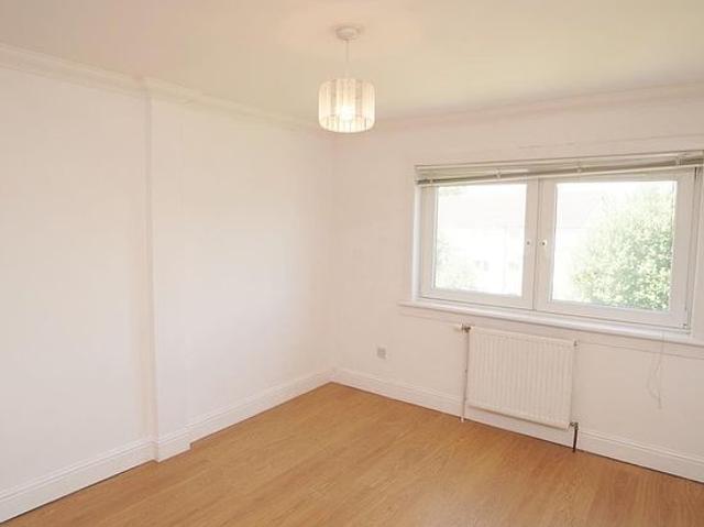 2 bedroom house in Glasgow
