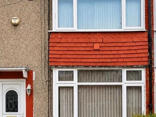 2 bedroom house in Greenford