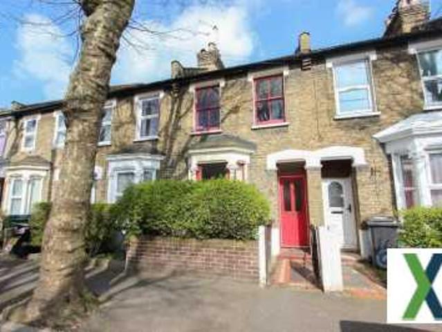 2 bedroom house in Huddlestone Road, London, E7 2 bed #2366022