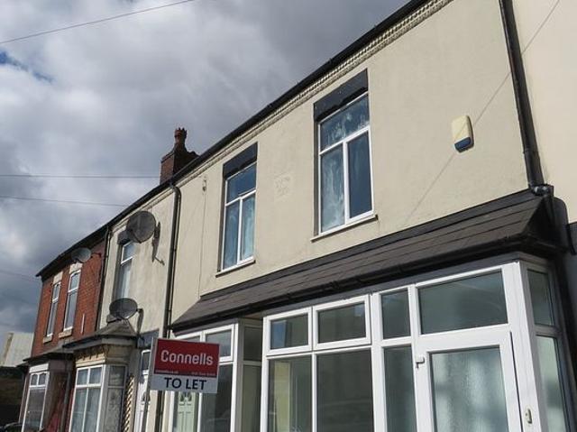 2 bedroom house in Oldbury