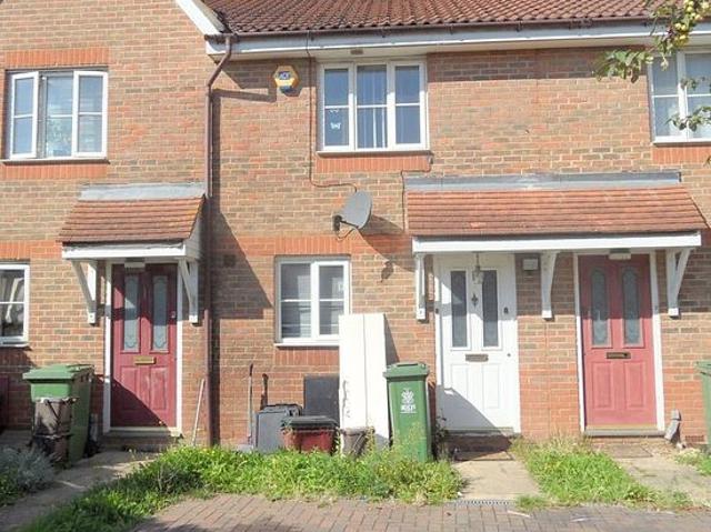 2 bedroom house in London