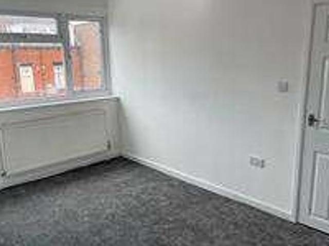 2 bedroom house in Leeds