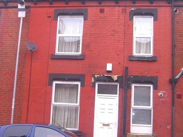 2 bedroom house in Leeds
