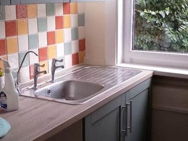 2 bedroom house in Leeds
