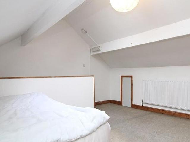 2 bedroom house in Leeds