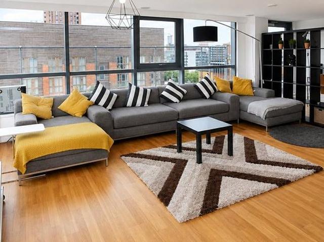 2 bedroom house in Leeds