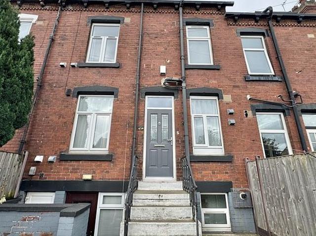 2 bedroom house in Leeds