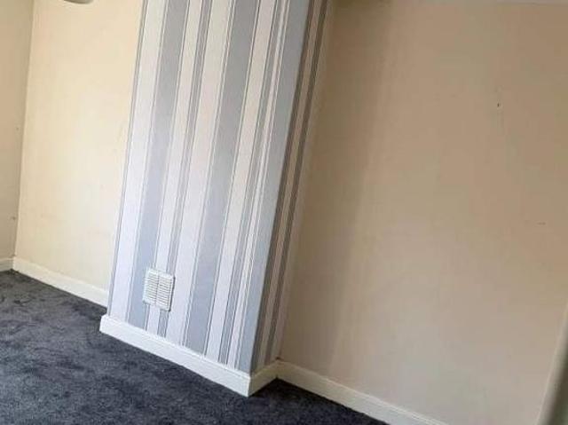 2 bedroom house in Leeds
