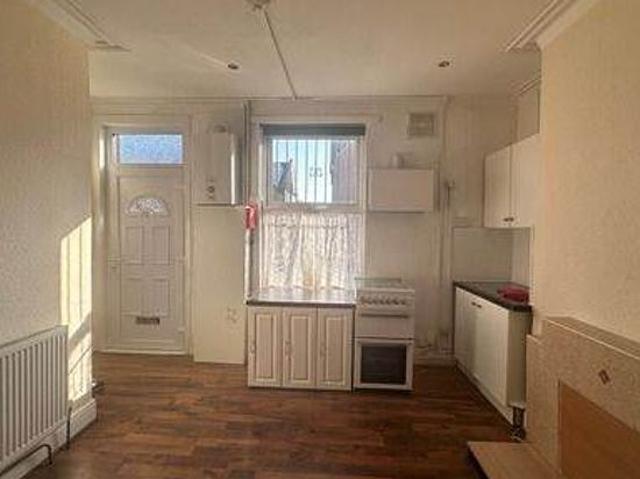 2 bedroom house in Leeds