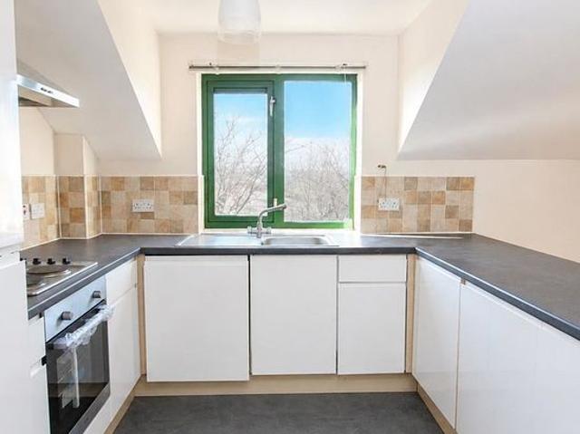 2 bedroom house in Leeds