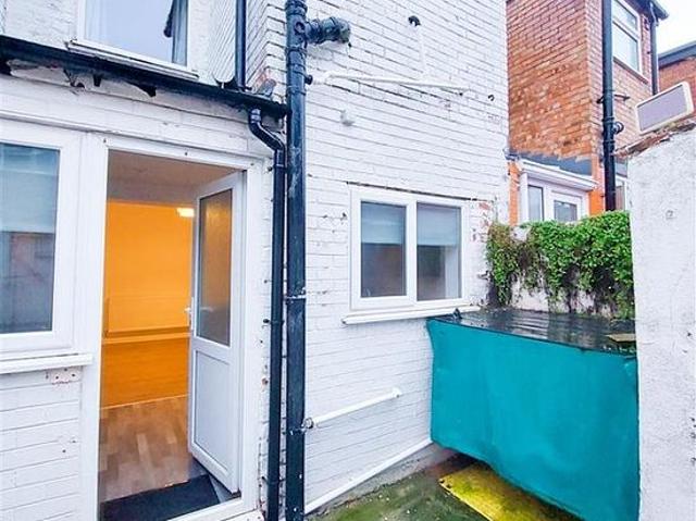 2 bedroom house in Liverpool