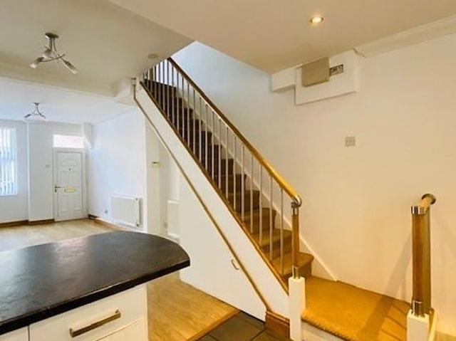 2 bedroom house in Liverpool