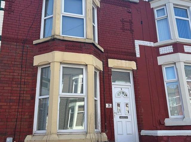 2 bedroom house in Liverpool
