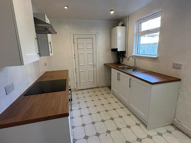 2 bedroom house in Liverpool