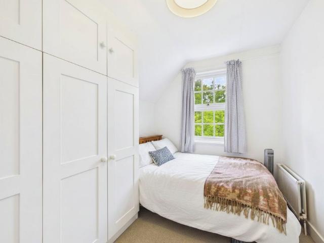 2 bedroom House in Monycrower Drive, Berkshire