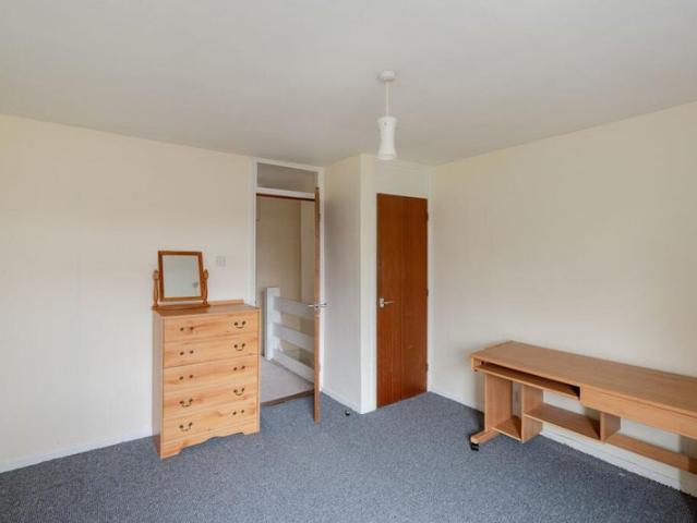 2 bedroom house in North Oxford