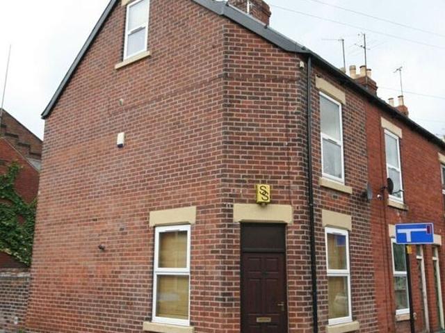 2 bedroom house in Sheffield