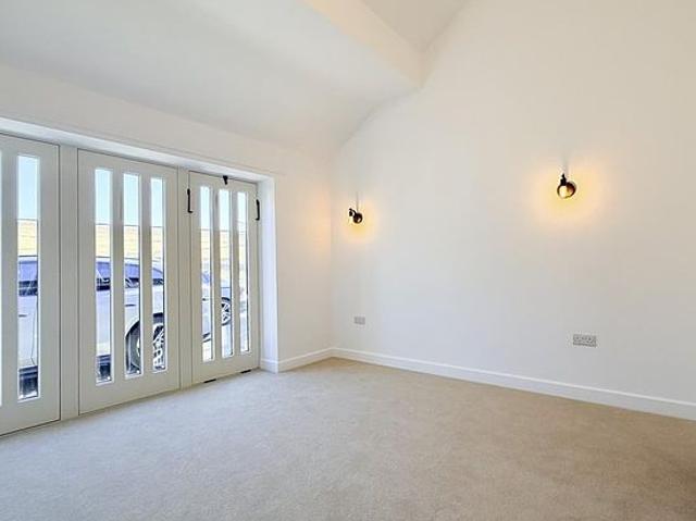 2 bedroom house in Sheffield