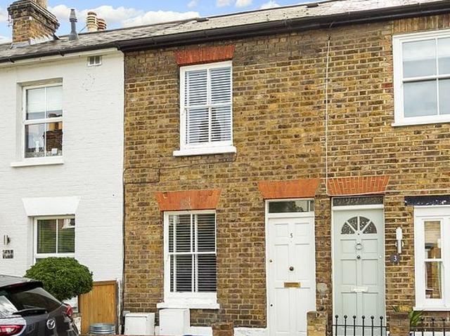 2 bedroom house in Richmond