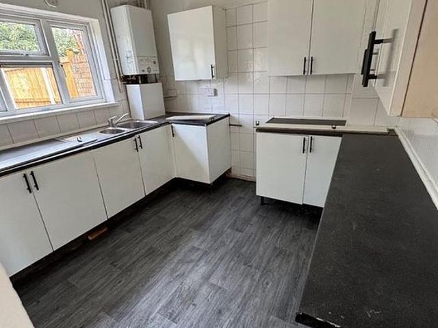 2 bedroom house in Walsall