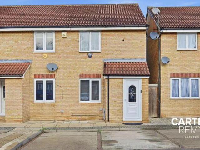 2 Bedroom House Ilford Greater London LS100685303
