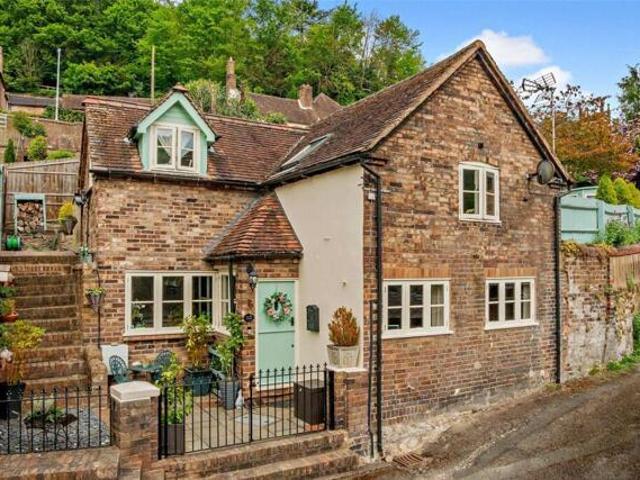 2 Bedroom House Ironbridge Shropshire LS98262635