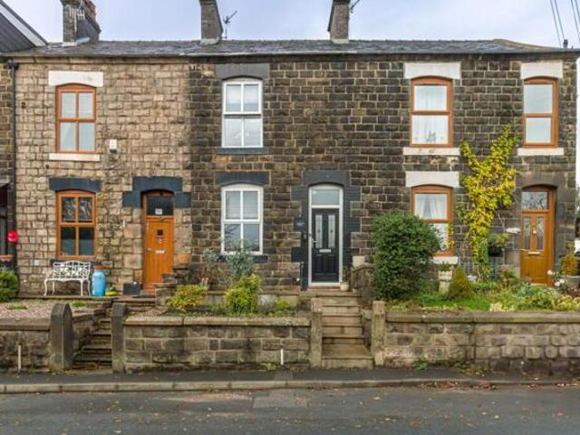 2 Bedroom House Oldham Greater Manchester LS98687766