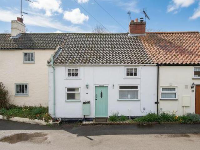 2 Bedroom House Ormesby Ormesby LS99290342