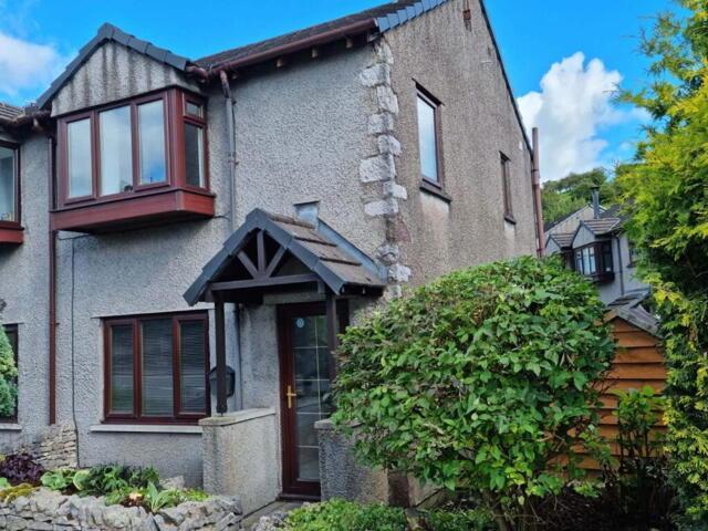 2 Bedroom House Oxenholme Cumbria 100733700