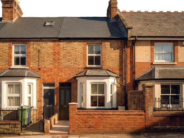 2 Bedroom House Oxford Oxfordshire LS100366533