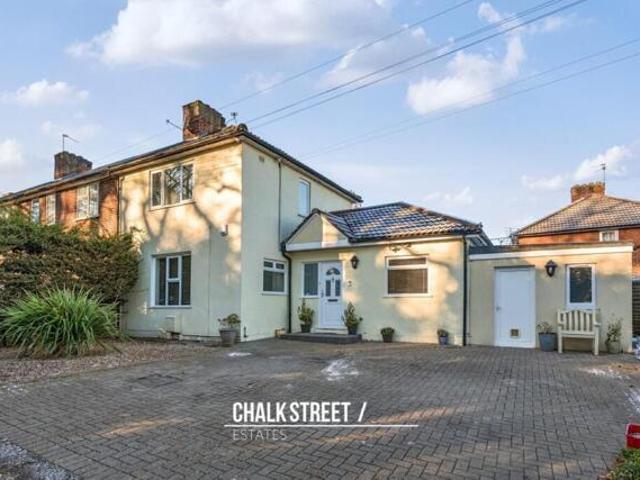 2 Bedroom House London Greater London LS100988014