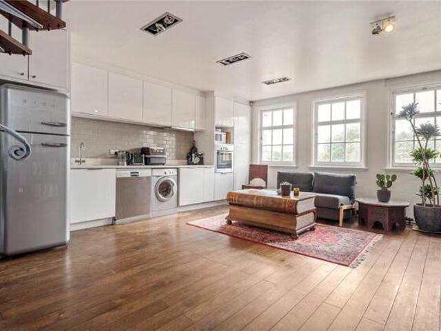 2 Bedroom House London Greater London 99344835