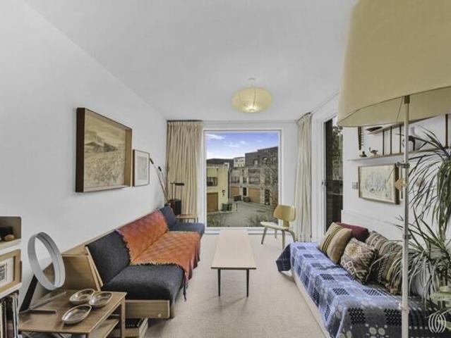 2 Bedroom House London London 100733949