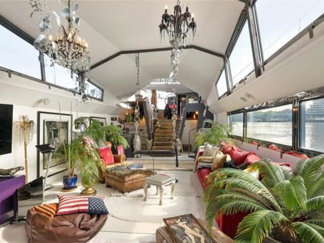 2 Bedroom House Londres Greater London LS99290484