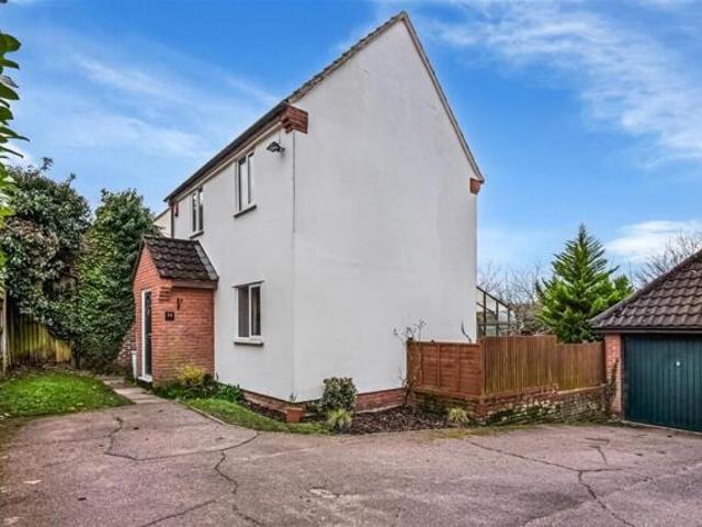 2 Bedroom House Lawford Lawford 100366385