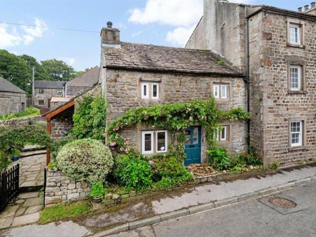 2 Bedroom House Lancaster Lancashire 101931367